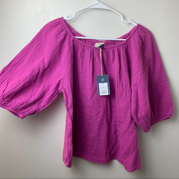 Universal Thread | Tops | Universal Thread Fusia Pink Blouse | Poshmark